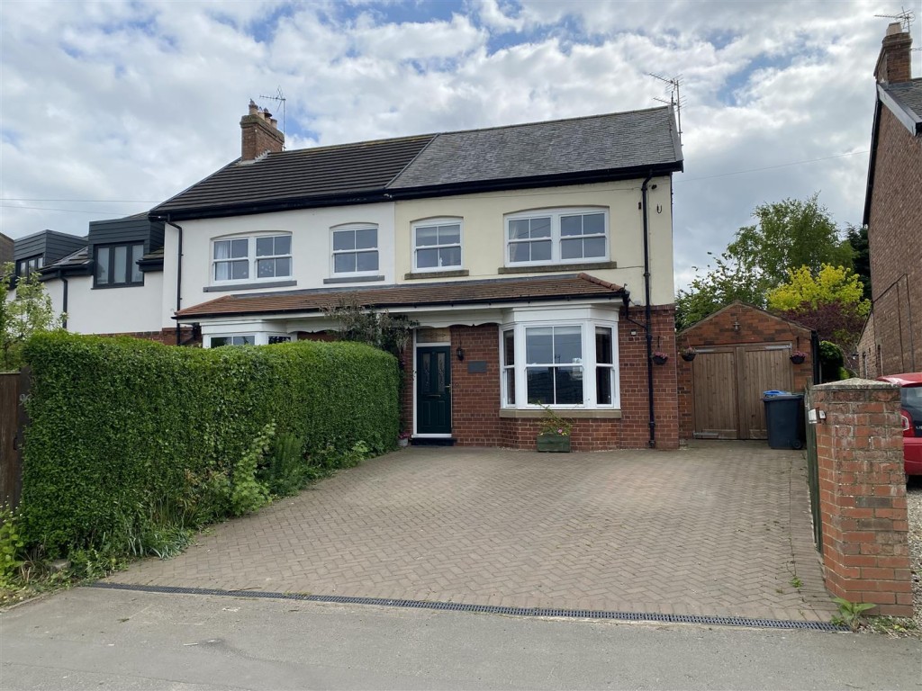 South End, Bedale, 4 bedroom, House - Semi-Detached